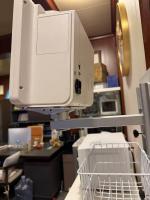 China Height Adjustable White Wall Mount Bracket for Patient Monitor in Hospital Ward for sale