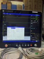 China Portable 15-Inch Screen Patient Monitor Vital Signs Multi Parameter Optional Etco2 Patient Monitor for sale