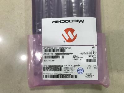 China PIC16F1574-I/P 8-Bit Microcontroller 32MHz 7KB Flash 12 I/O 14-DIP Package for sale