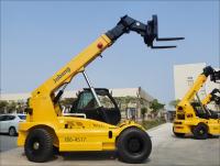 China 4.5 Tons Mini Telehandler Large Capacity Yellow for sale