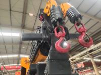 China 40 Ton Tractor 80 Ton Folding Jib Crane Telescopic Arm Up To 21 Meters For Road Rescue High Power Towing for sale