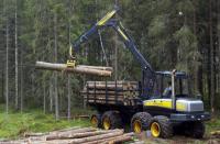 China 6 Wheels Forestry Skidder 18 Tons Timber Hauling for sale