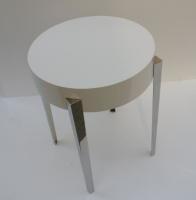 China Wooden Top Round Metal Side Table For Coffee Shop , Wood Top End Tables for sale