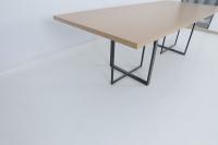 China Modern Bedroom Custom Wood Desk With Metal Console for sale