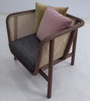 China Fabric Wood Loft Lounge Armchair Furniture Living Room Chairs Customized Sizes for sale