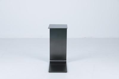 China Minimalist Light Luxury Deluxe Guestroom Black C Shape End Table for sale