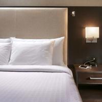 China Luxury modern style 5-star hotel custom made FFE hospitality casegoods , wooden hotel bedroom  Furniture for sale