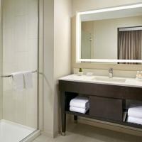 China Modern style American brand hotel custom made FFE hospitality casegoods , wooden hotel bedroom  Furniture for sale