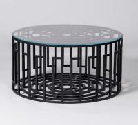 China Black Metal Base Living Room Coffee Table With Clear Tempered Glass for sale