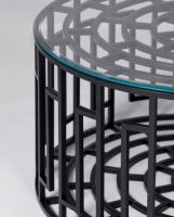 China Black Metal Base Living Room Coffee Table With Clear Tempered Glass for sale