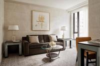 China Solid Wood European 5 Star Hotel Furniture Luxury Customized for sale