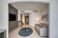 China PU Leather Hotel Room Furniture Set OEM Available Modern Style 5 Star for sale