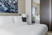China Luxury Five Star Furniture Bedroom Sets for Hotel for sale