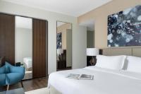 China Luxury Five Star Furniture Bedroom Sets for Hotel for sale