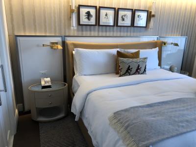 China Luxury 5 Star Hospitality Hotel Bedroom Furniture Sets For King Size Room for sale