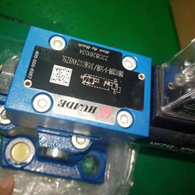 China New Huade Concrete Pump Truck Parts Overflow Valve DBW20 3 Months Warranty for sale