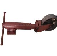 China Spot tow pump repair ground wheel tow concrete pump parts top shaker for sale