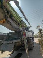 China Zoomlioon 17-Year Used Diesel Power Engine Concrete Pump Truck 49 Meters Green Arm Frame Chassis Negotiable Price Core Motor for sale