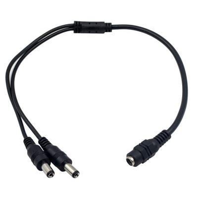 China 1 to 2 Ways DC Power Splitter Cable 5.5x2.1mm 5V 2A for CCTV Camera and LED Strip Lighting for sale