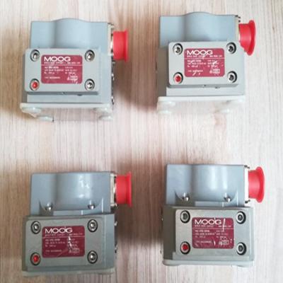 China D634-501A/R40K02MONSM2 Moog Servo Valve D661-4561C/G60KOAA5VSM2HA D661 G631 D772 for sale