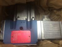 China Original Imported Moog Servo Valve with G3/4 Outlet Port Size and 0.1 kW Power for Industrial Hydraulics for sale