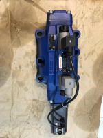 China 4WRZ10W9-85-7X/6EG24N9EK4/M
4WRZ10W9-85-7X/6EG24N9K4/M
4WRZ10W9-50-7X/6EG24N9EK4/M Hydraulic valve German Rexroth proportional solenoid valve for sale