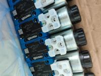 China R901008688 4WE6D6X/EG220N9K4/V German Rexroth electromagnetic hydraulic directional valve for sale