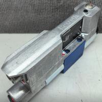 China R901517458  4WREE6V1-32-3X/M/24F1 Rexroth hydraulic proportional valve for sale