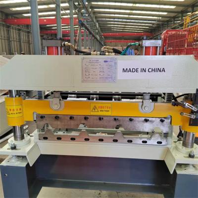 China Metal Roof Panel Roll Forming Machine PLC Control Film 0.3-0.8mm for sale