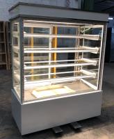 China 1.5m Bakery Glass Showcase , Vertical Dessert Cake Pastry Chocolate Display Fridge for sale