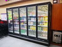 China 110V Reach In Glass Door Display Chiller With Remote Compressor Unit for sale