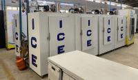 China Outdoor Single Solid Door 1400L Ice Storage Freezer for sale
