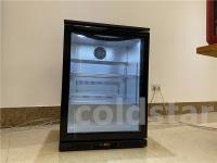 China Single Door Hinged Commercial Bar Fridge Black Beer Display Chiller for sale