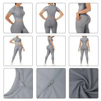 China HEXIN Breathable Material Short Sleeve Crop Top and High Waist Leggings Set for Women for sale