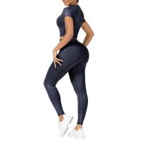 China HEXIN Breathable Material Short Sleeve Crop Top and High Waist Leggings Set for Women for sale