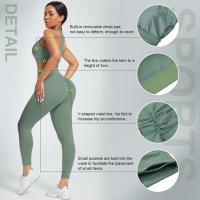 China Long Sleeves Sports Crop Top with Thumb Holes in Polyester/Spandex Fabric by HEXIN for sale
