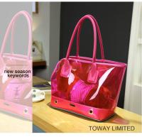 China Non-Toxic Transparent PVC Dog Carrier Outdoor Shoulder Pet Bag for sale