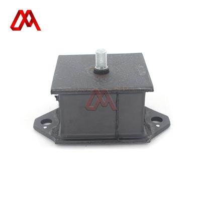 China Durable IZUMI ISUZU BVP Engine Front Mount Rubber Pad 1876101620 1532151720 Truck Spare Part for sale