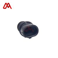 China Custom Air Temperature Intake Inlet Sensor 8121602440 For ISUZU UCS25 6VD1 for sale
