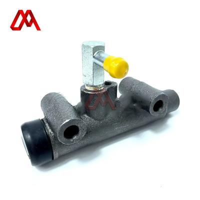 China 1475002320 1-47500232-0 1-47500-232-0 Clutch Master Cylinder Assembly for FSR FTR FRR FVR FSS FTS FRD 500 for sale