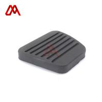 China Brake and Clutch Pedal Pad Cover 8-97853-413-2 8-97853413-2 8978534132 for ISUZU Vehicles for sale
