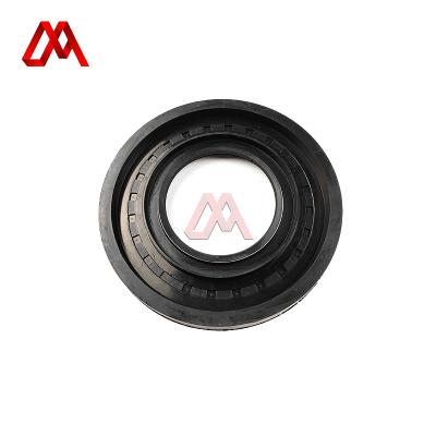 China Trucks Parts Suppliers 1-09625444-0 1-09625226-0 Outer Rear Hub Oil Seal 1096254440 1096252260 for ISUZU CXZ81 10PE1 for sale