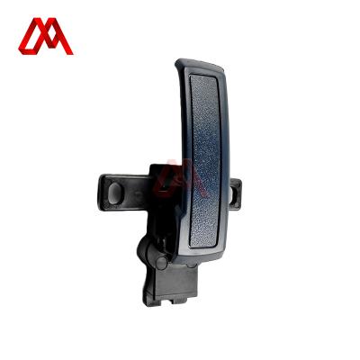 China 8-94448488-2 8944484882 Door Inner Handle Truck Part For Isuzu TFR for sale
