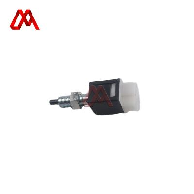 China 8-97358248-0 Clutch Switch 8973582480 for ISUZU NKR55 VC46 4JB1T for sale