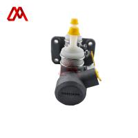 China IZUMI 8-94441331-0 8944413310 8-94249365-0 894249365 Brake Master Cylinder Assembly for ISUZU NKR 4JB1 for sale