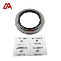 China IZUMI 8-97122937-0 8-97023977-1 8971229370 8970239771 Inner Rear Hub Oil Seal for ISUZU 700P NPR NNR 4HK1 for sale