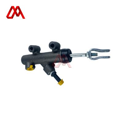 China 8-97048567-0 8970485670 Clutch Master Cylinder Assembly Suitable For ISUZU 4JB1 NKR55 for sale
