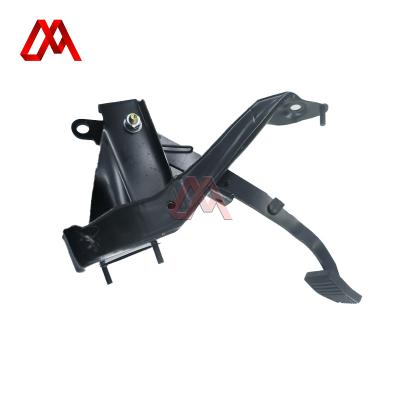 China IZUMI 8-97856979-0 8978569790 Clutch Pedal for ISUZU NKR94 for sale
