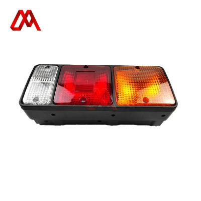 China IZUMI Truck Spares Parts MK485640 Rear Light Assembly For Mitsubishi Fuso Canter FE184D FE185E for sale