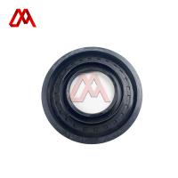 China IZUMI 1-09625444-0 1-09625226-0 Outer Rear Hub Oil Seal 1096254440 1096252260 for ISUZU CXZ81 10PE1 for sale